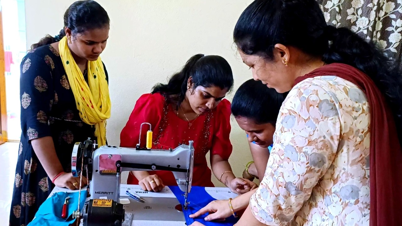 Tailoring calsses 👉 మీరు ఇలానే stitching ప్రాక్టీస్ చేశారా 👍Basic ...