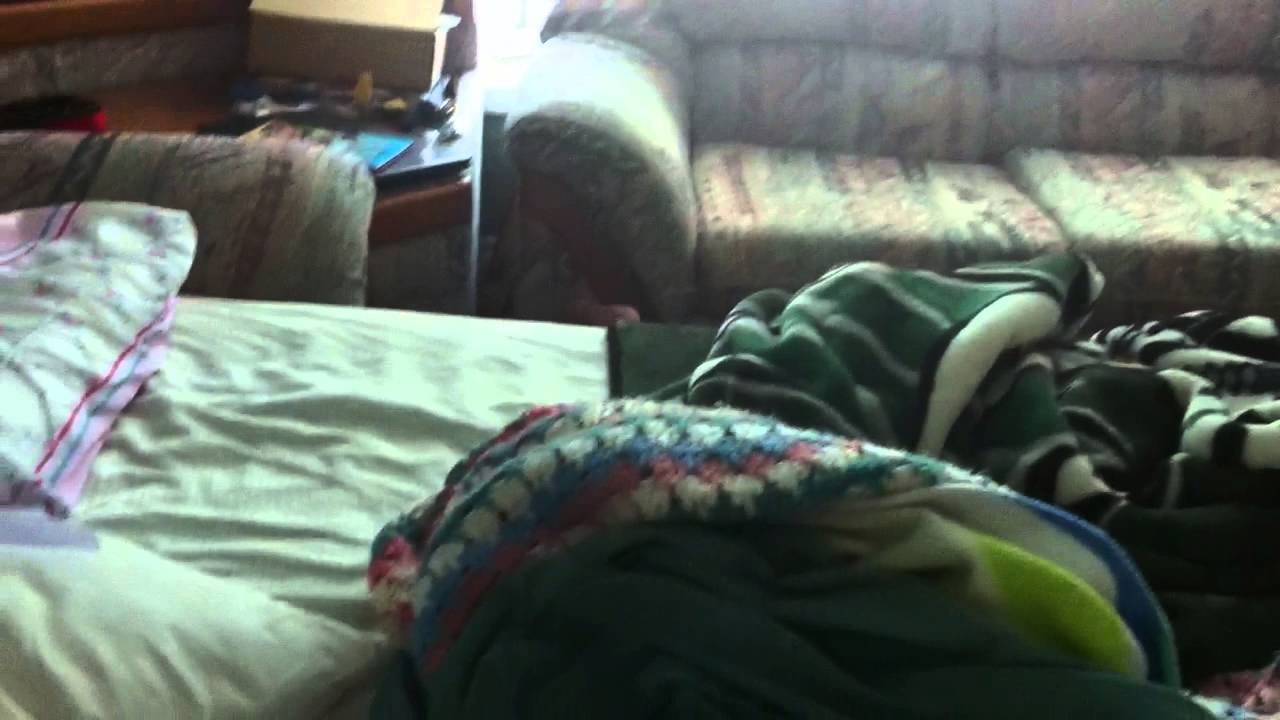 Squishy Butt! - YouTube