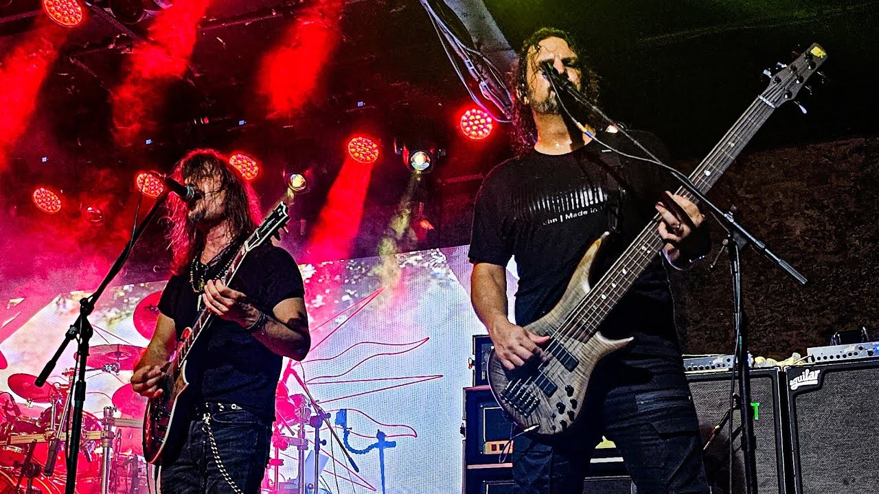 ANGRA - SPREAD YOUR FIRE (Rio de Janeiro) - ToS 20th Anniversary Tour ...