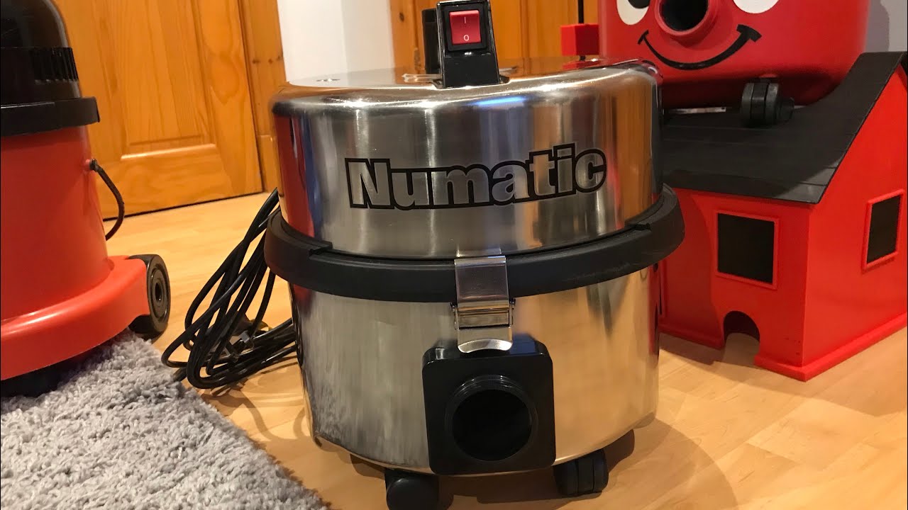 2002 Numatic NVQ250 Hoover Vacuum Henry - YouTube