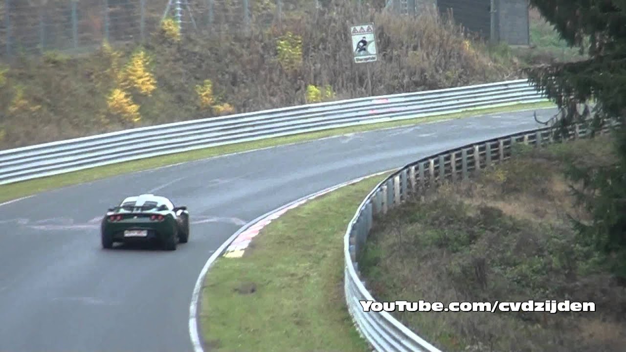 Lotus Exige S Almost Crash on Nordschleife! - YouTube