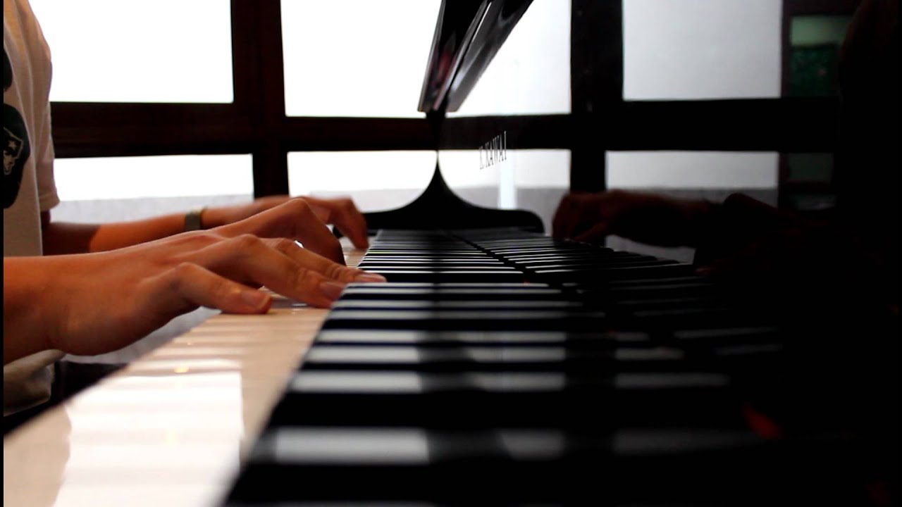 Emo Ray Mak - One Direction - Live While We're Young Piano - YouTube