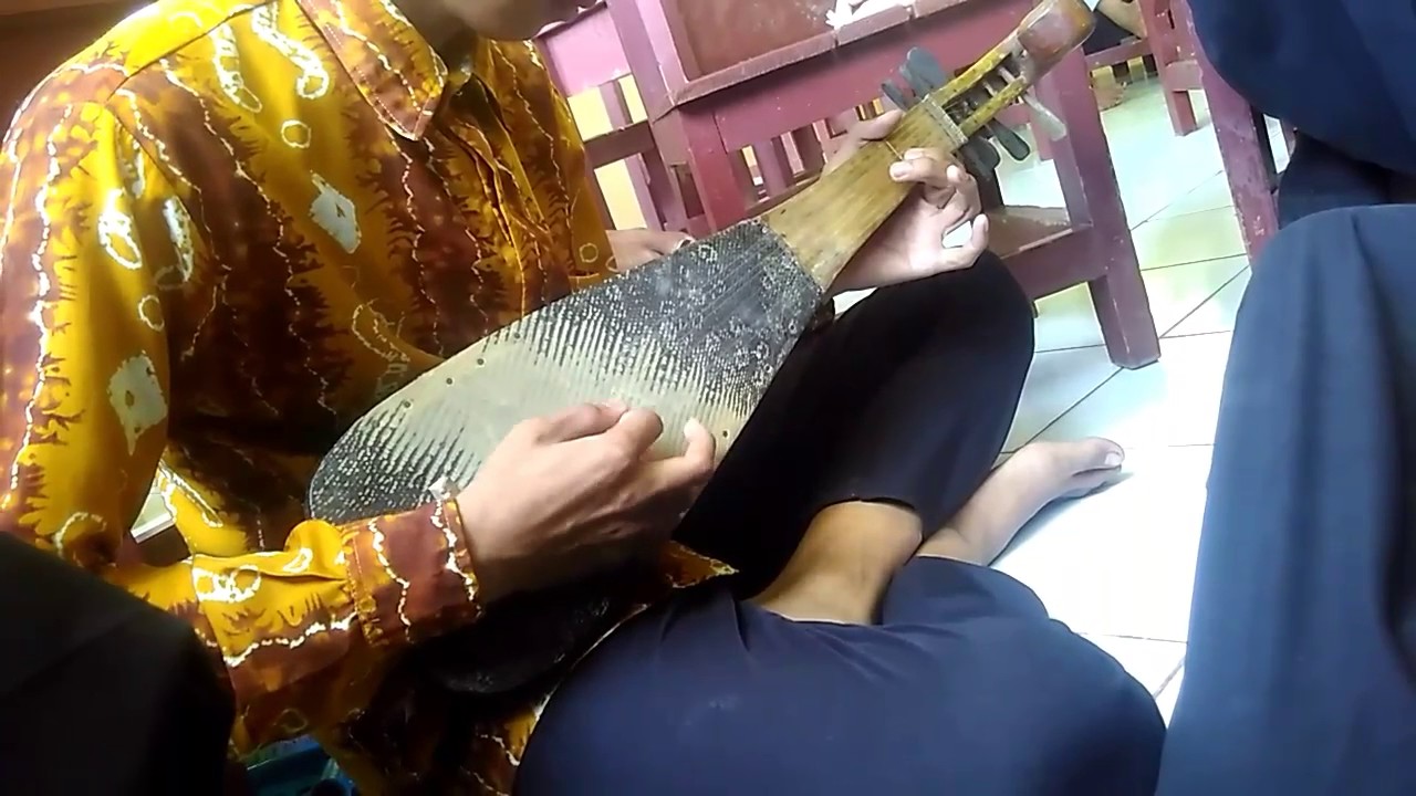 Musik panting khas Kalimantan Selatan - YouTube