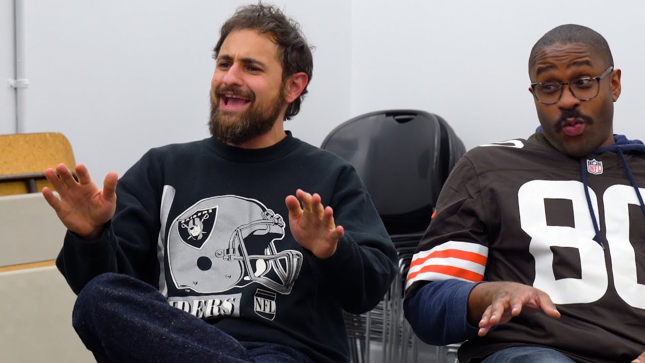 NFL FAN THERAPY: Viva Las Vegas! Raiders Fans Are Feeling Themselves ...