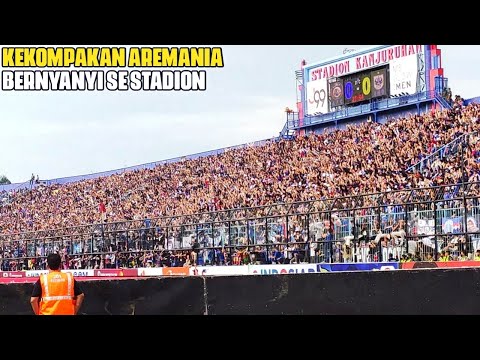 KEKOMPAKAN AREMANIA BERNYANYI SE STADION SEMIFINAL PIALA PRESIDEN AREMA VS PSIS LEG 2
