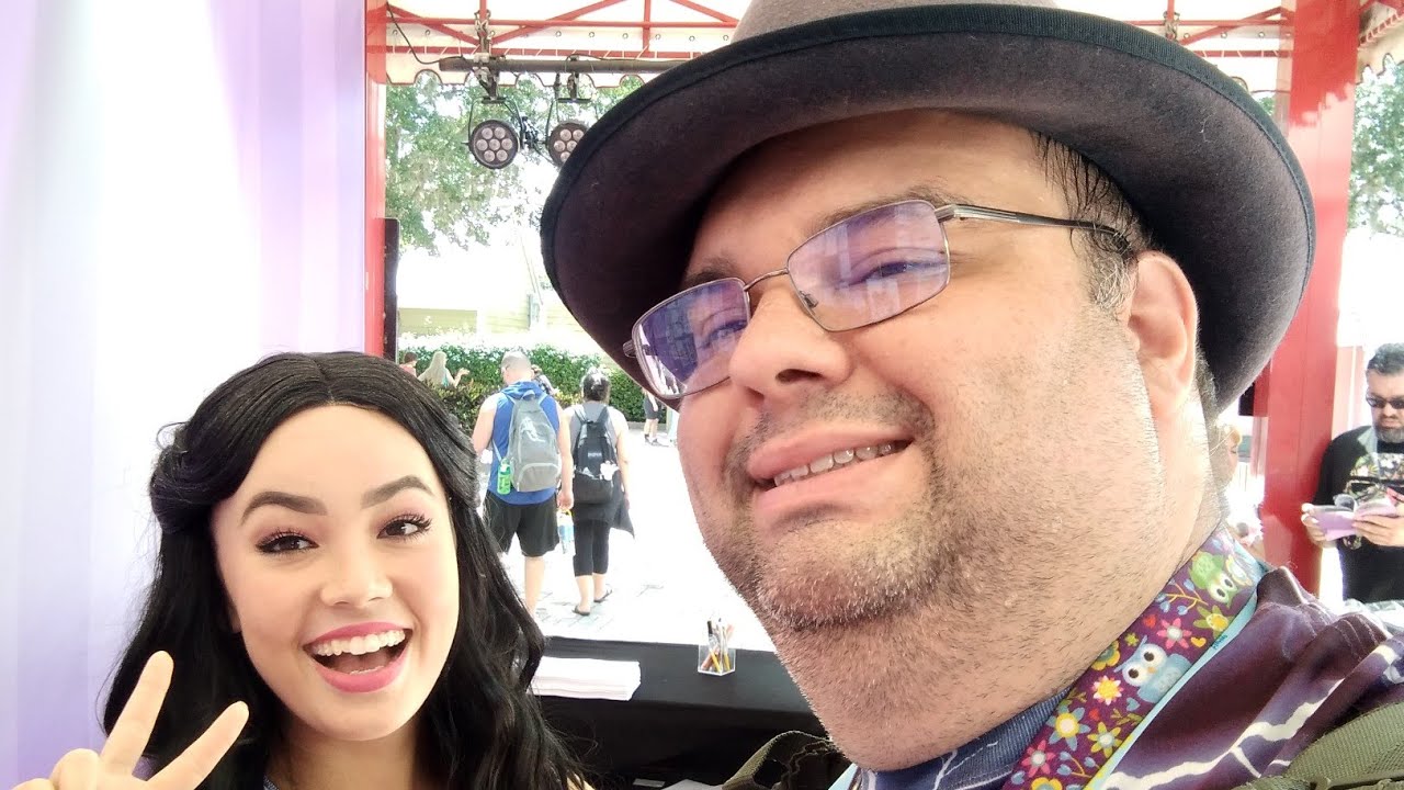 Emma Meet & Greet 2022 LEGO Friends Weekends LEGOLAND Florida - YouTube