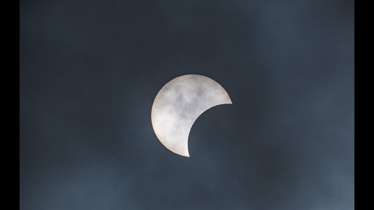Partial eclipse of the sun - YouTube