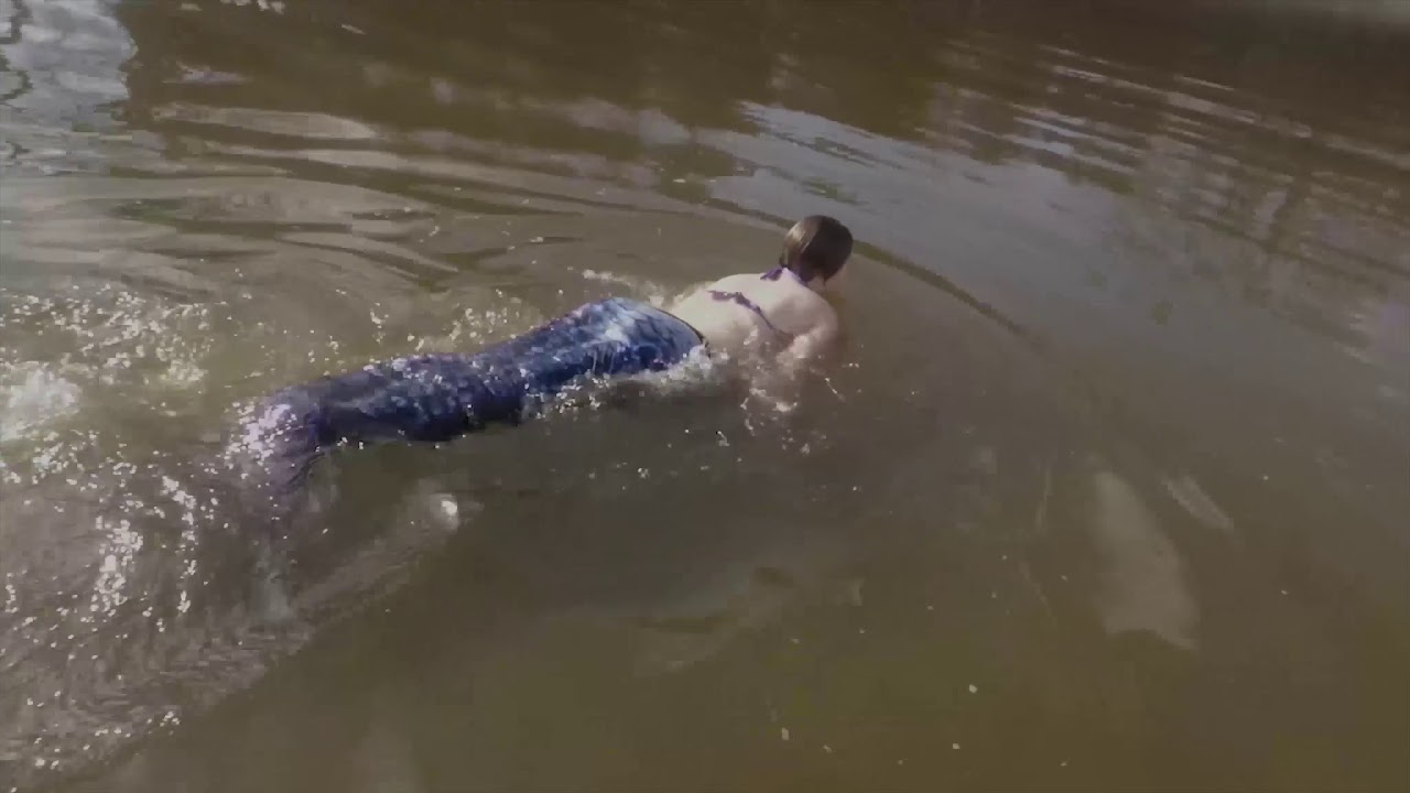 My First Mermaid Tail Swim [Mertailor Tail] - YouTube