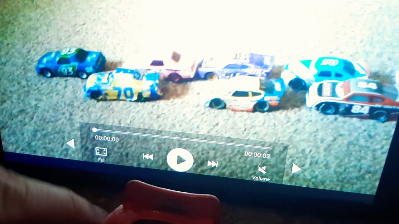 Cars sun valley international raceway dinoco 400 piston cup racing ...