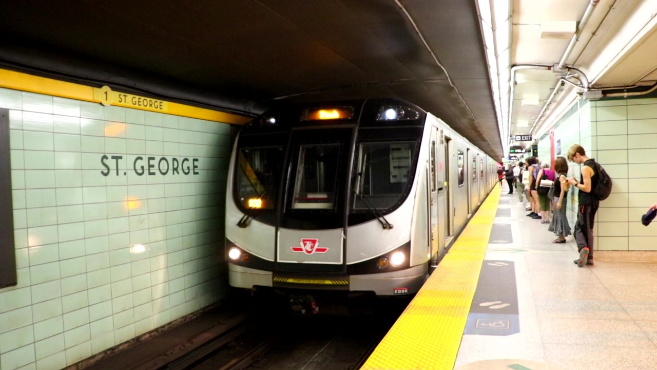 TTC Toronto Subway : Finch Bound Bombardier Toronto Rocket Line 1 Train ...