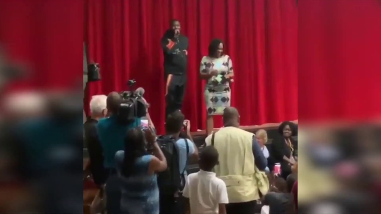 Meek Mill Goes Back To His Old School and Gives away Backpacks - YouTube