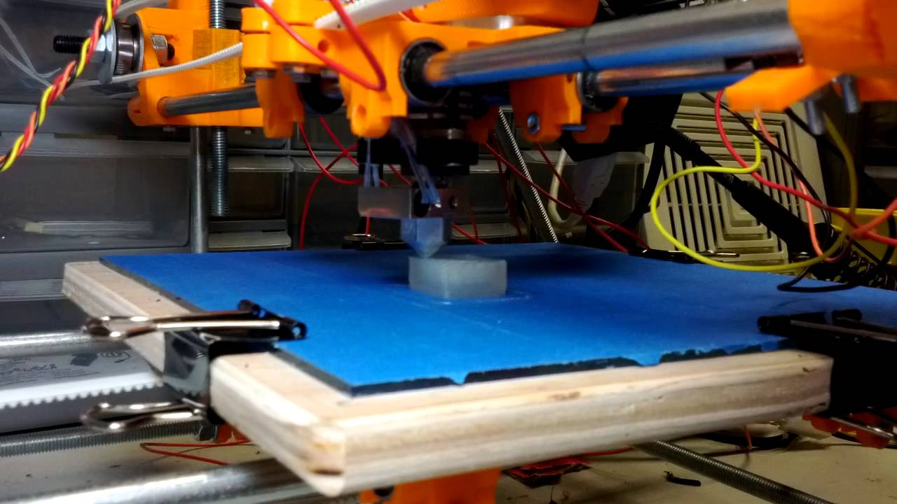 Prusa Mendel First Successful Print - YouTube