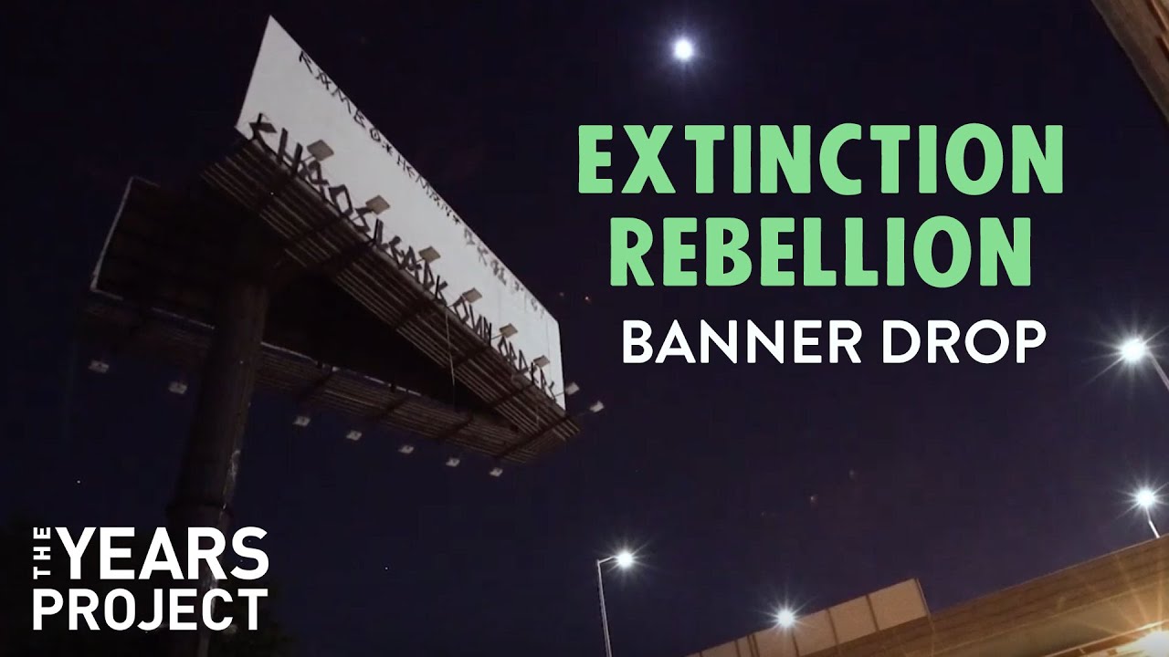 Extinction Rebellion: Banner Drop Civil Disobedience in NYC - YouTube