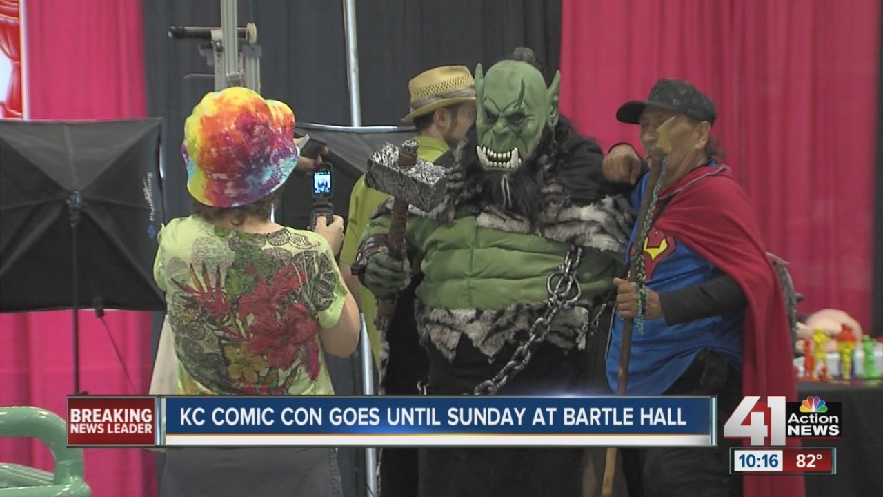 KC Comic Con goes until Sunday at Bartle Hall - YouTube