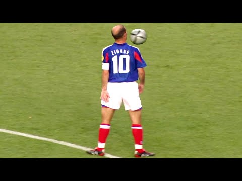 Zinedine Zidane - When Football Becomes Art