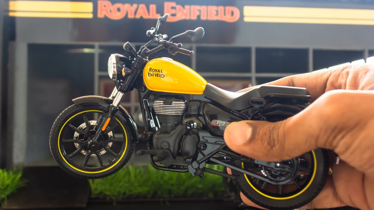Unboxing Meteor 350 | Royal Enfield Miniature Showroom | Miniature ...