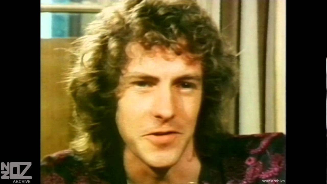 RAM magazine on the ABC-TV program Flashez (1977) - YouTube