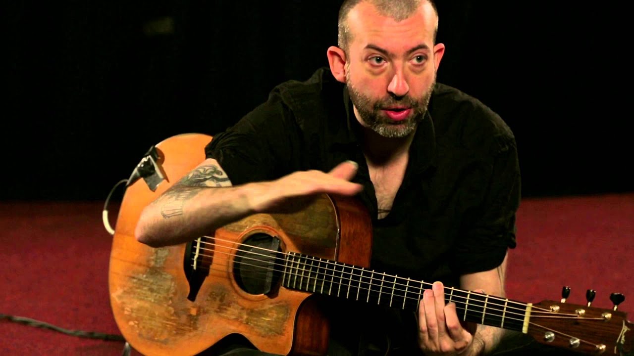 Jon Gomm Guitar Pedal Board Overview With Boss UK - YouTube