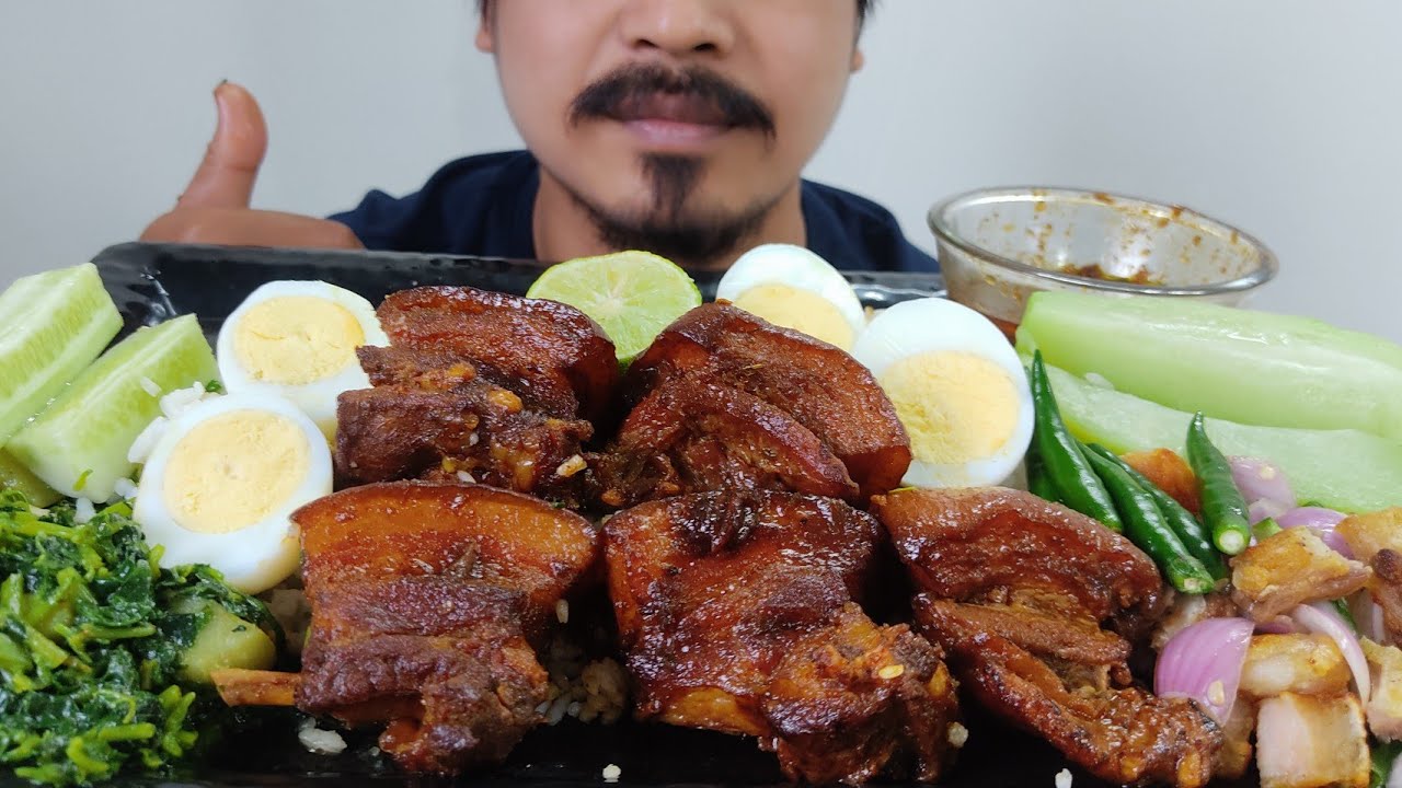 Eating Delicious Pork Belly || Pork Eating Mukbang. - YouTube