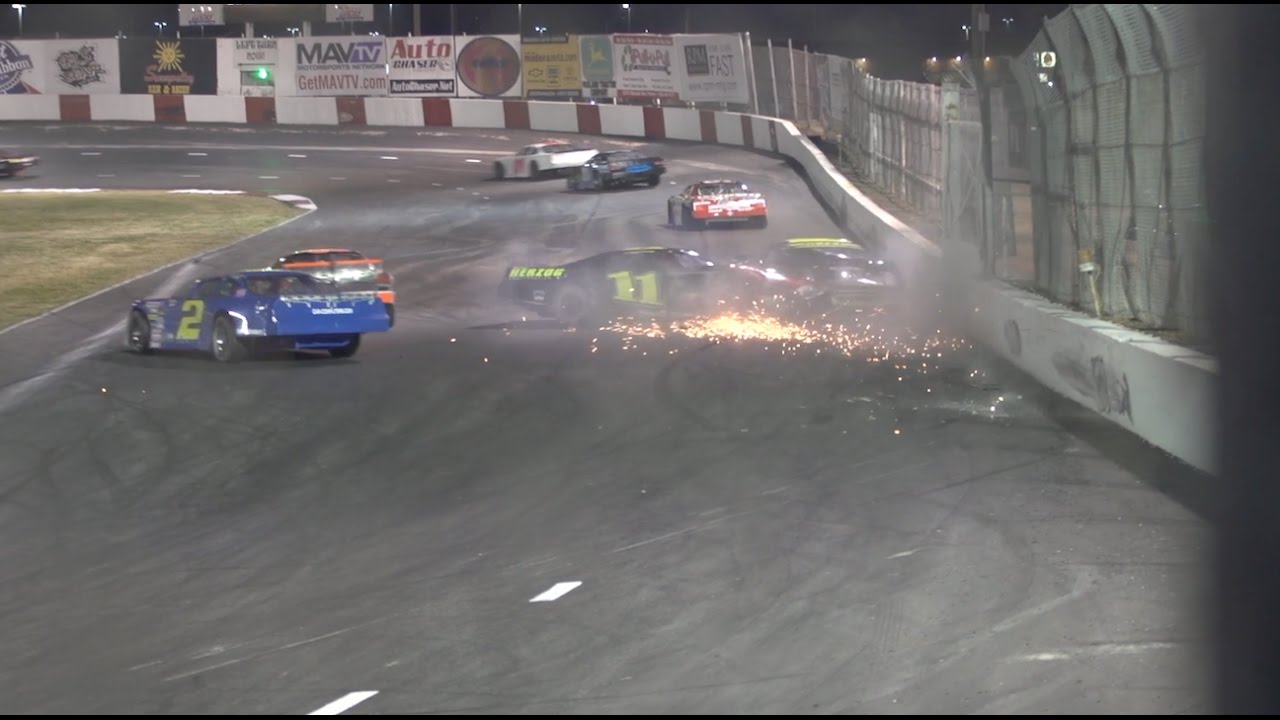 Hailie Deegan's first Stock Car and Pro race! - YouTube