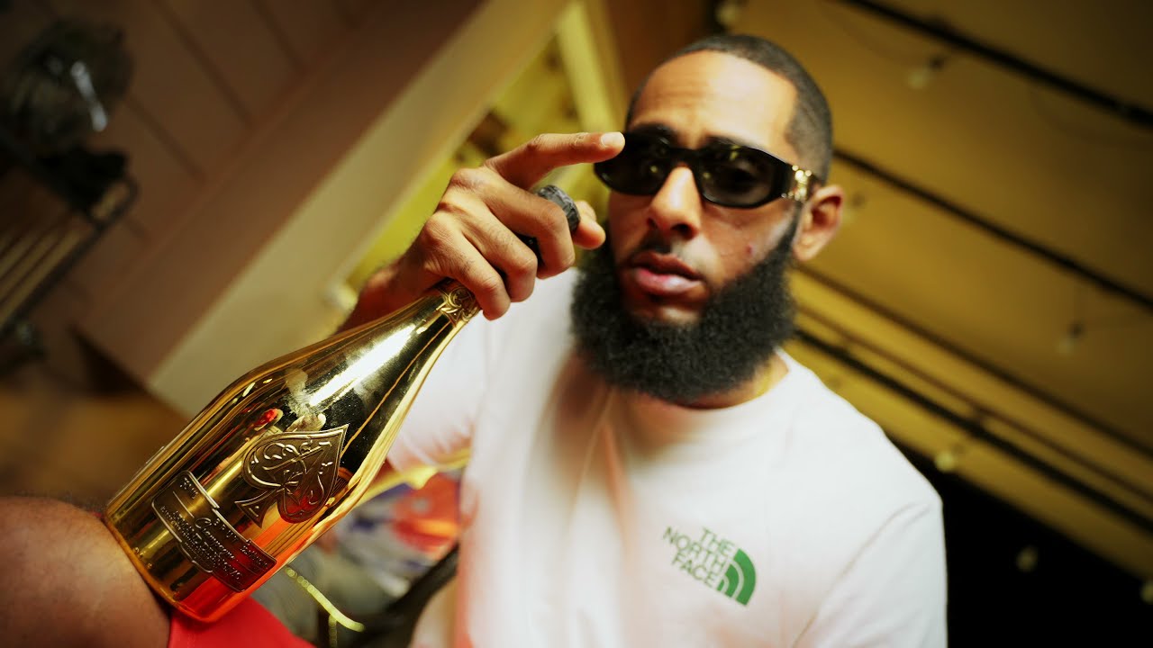 The Musalini - Summertime (Official Music Video) Prod By Frado180 - YouTube