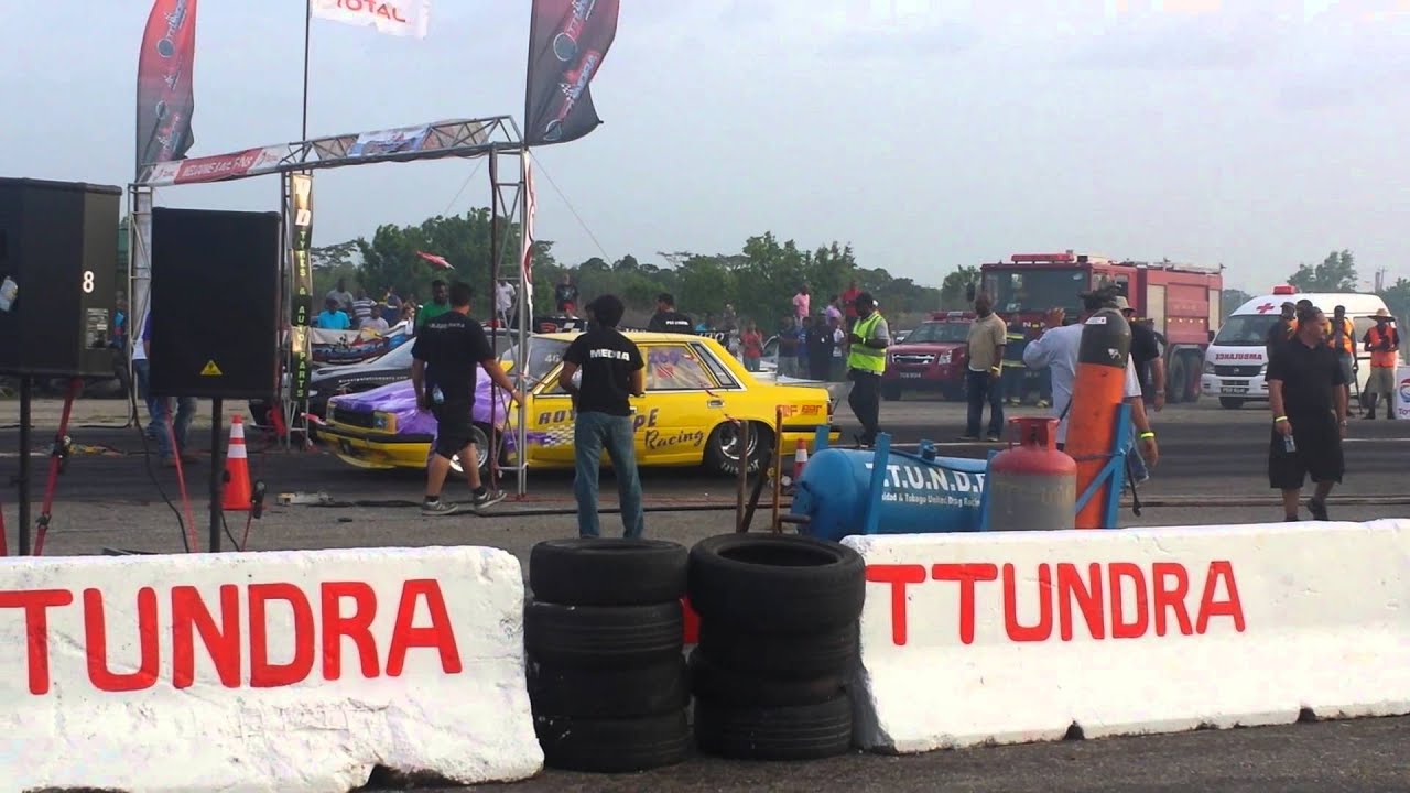 Boost factory vs Gordon Rooks - YouTube