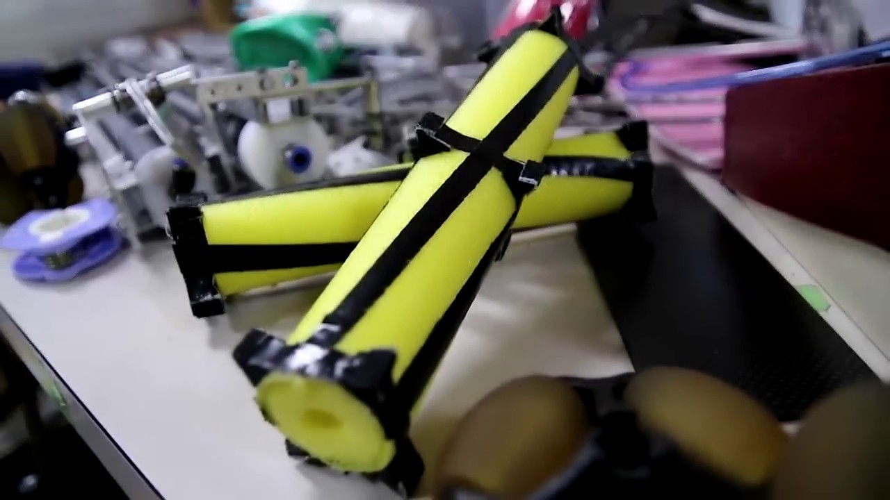 Excellent sharpness! ReVictor's balloon split robot [Collision Robocon ...