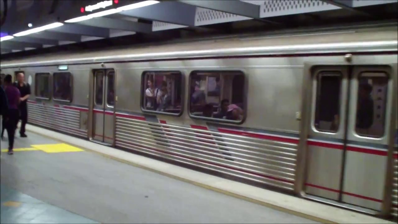 Metro Los Angeles: Red Line Trains Arriving and Departing Hollywood ...