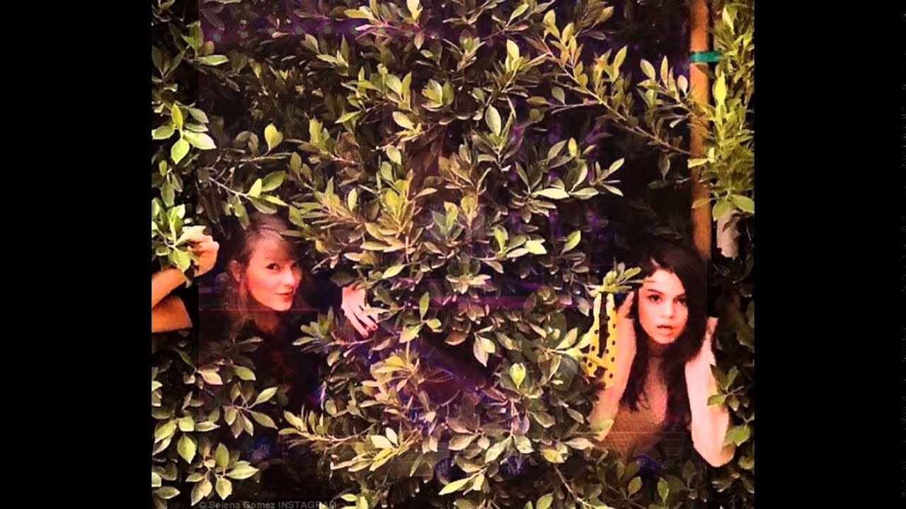 Taylor Swift and Selena Gomez share playful snaps of the two peeking ...