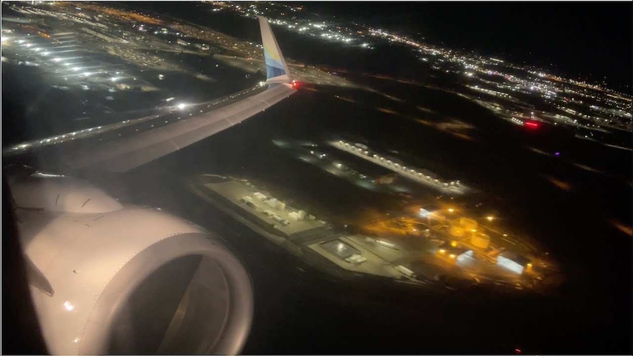 Alaska Airlines Boeing 737-800 (Winglets) Takeoff from Spokane ...
