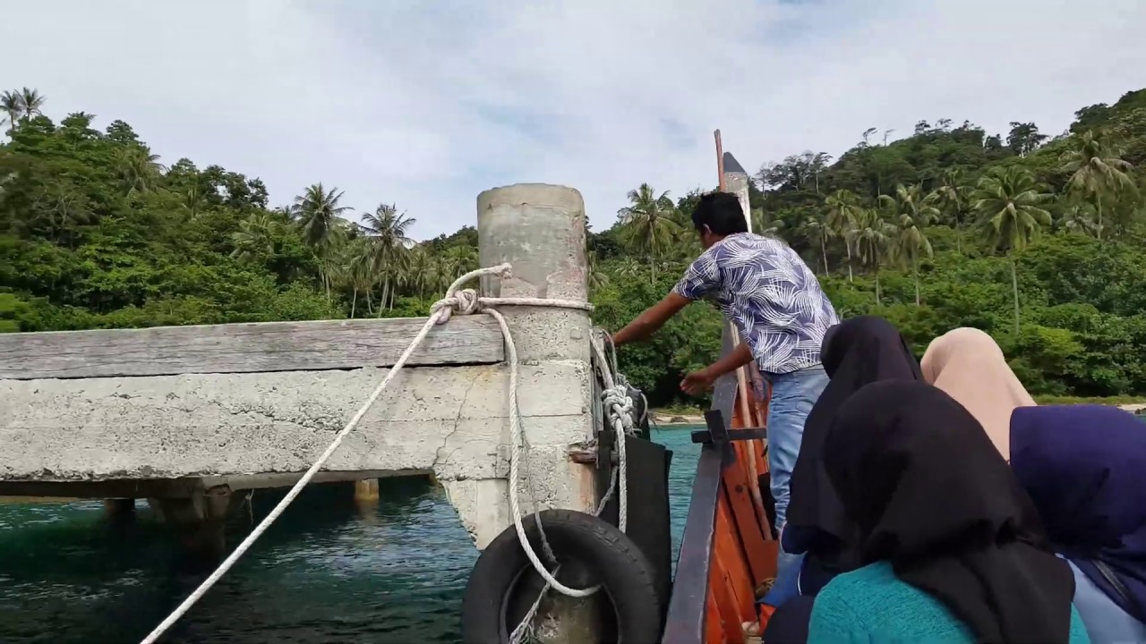 Ujung Puneue - Pulau Breuh, Aceh. KKN-PPM UGM 2019 - YouTube