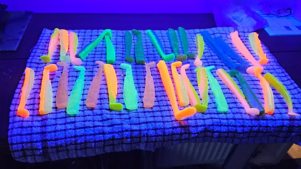 DIY lure making . UV lures - YouTube