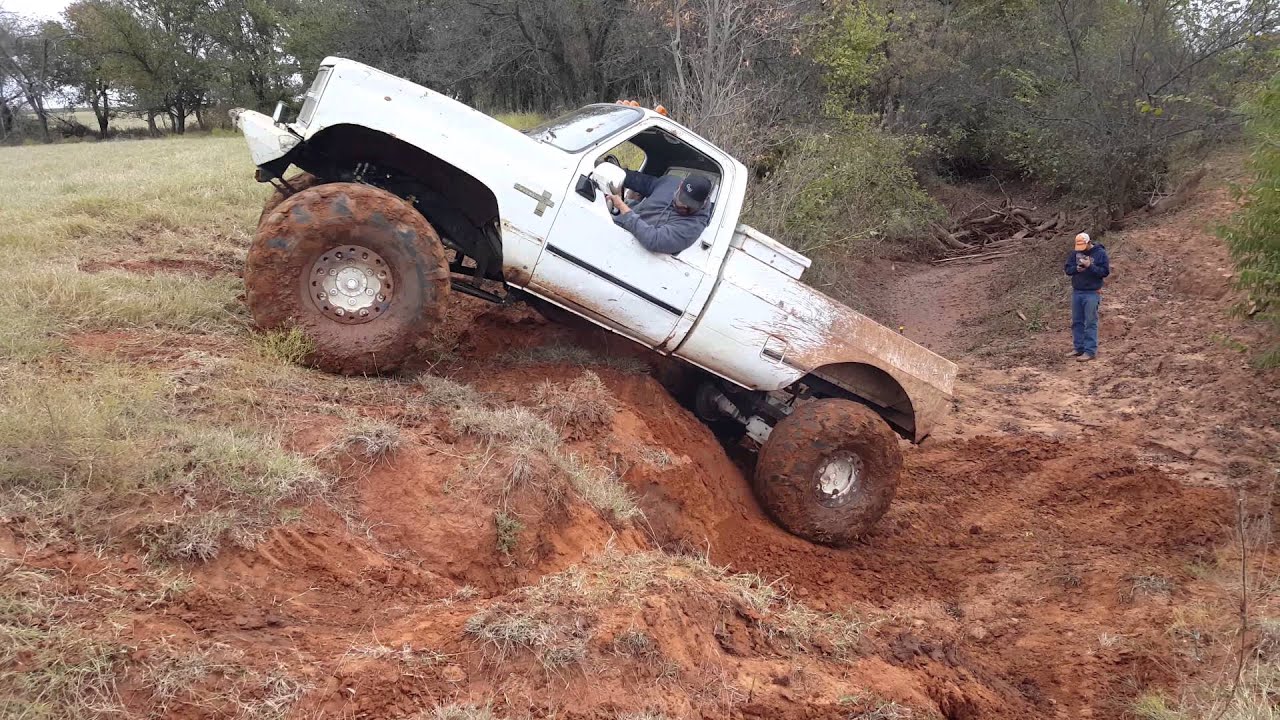 Square body on Rockwells - YouTube
