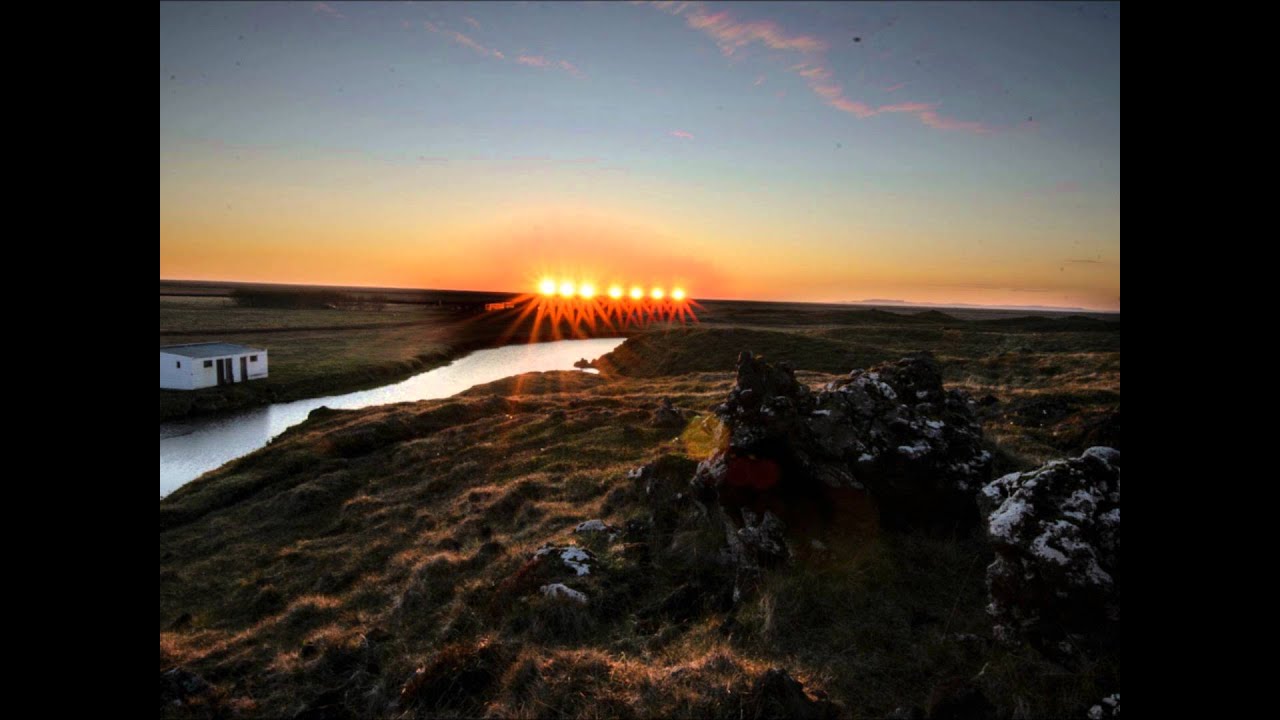 Sunset to Sunrise in northern Iceland on June 21, 2012 - YouTube