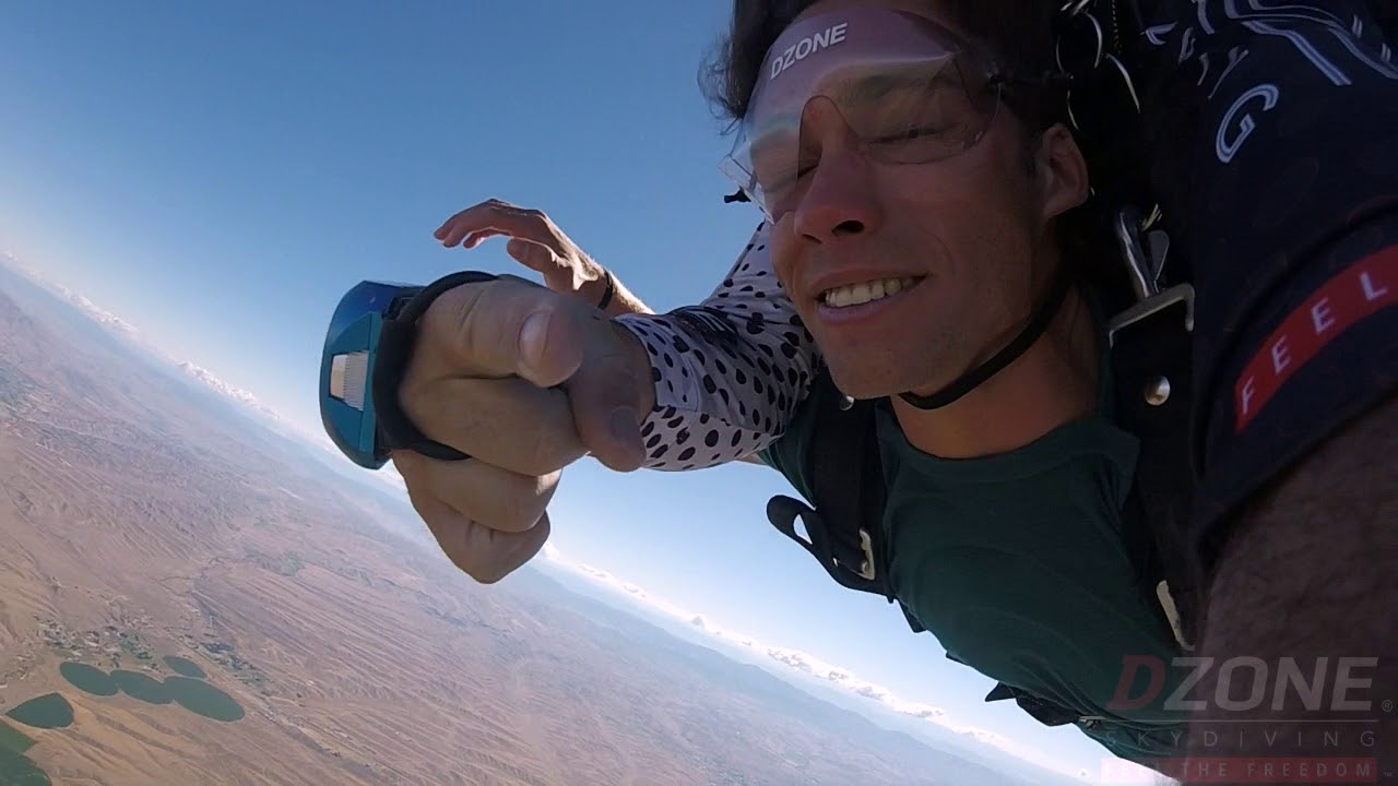 Brandon Wussow's DZONE Tandem skydive at Skydive Idaho! - YouTube
