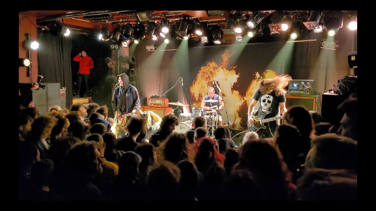 SHOW ME THE BODY - Food From Plate - Live at La Maroquinerie, Paris ...