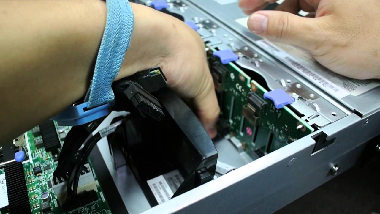 IBM System x3550 M4 Install Backplane - YouTube