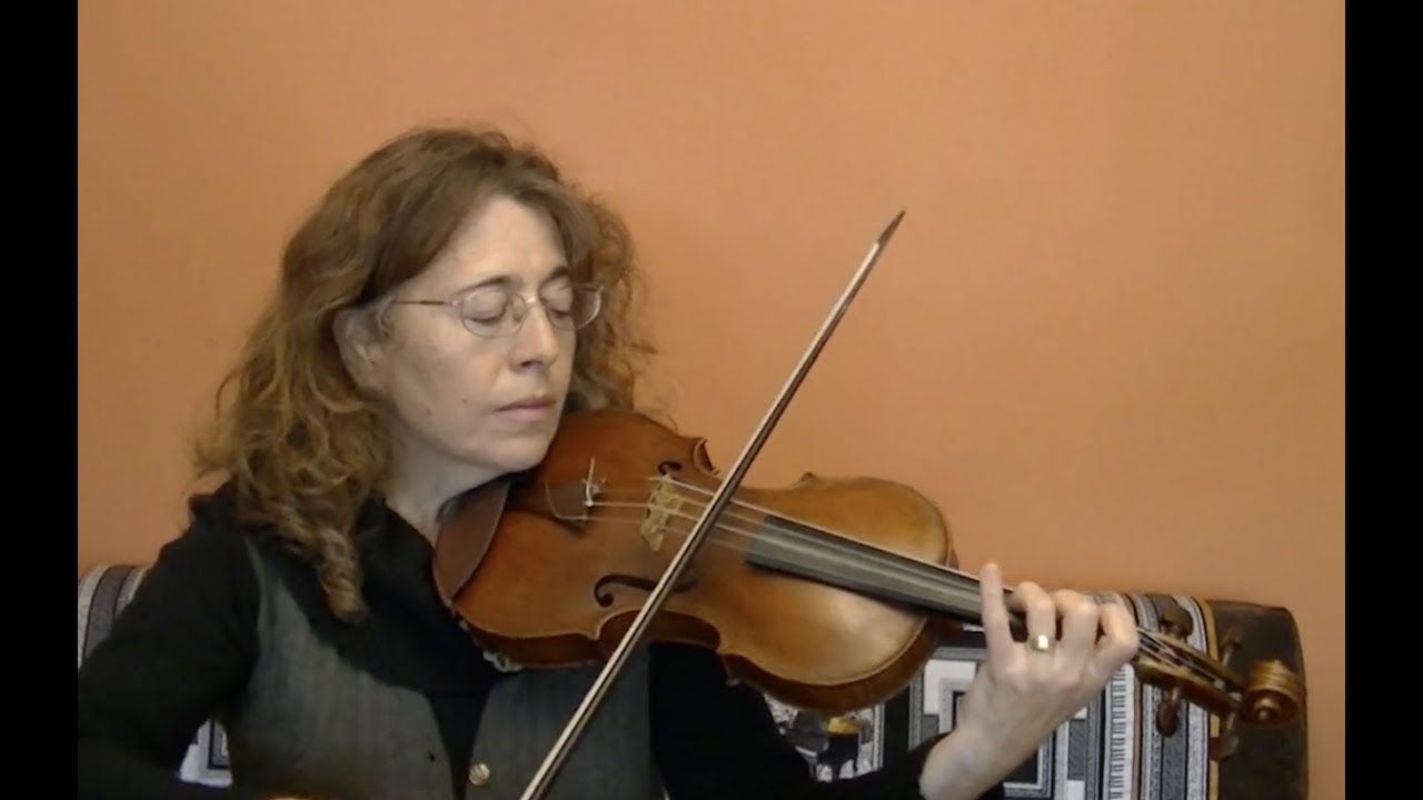 Instrument Exhibit: Debbie Diamond, Baroque Violin - YouTube