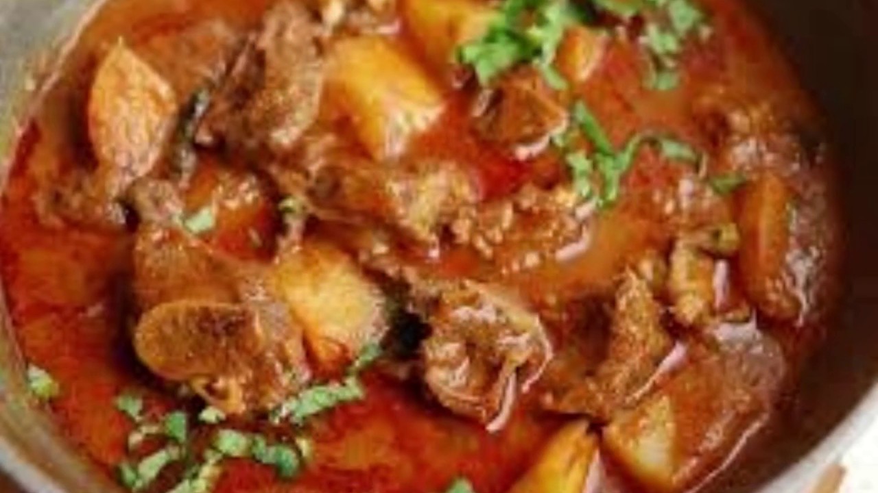 Easy aloo Matan Gravy recipe by S.K Cooking - YouTube