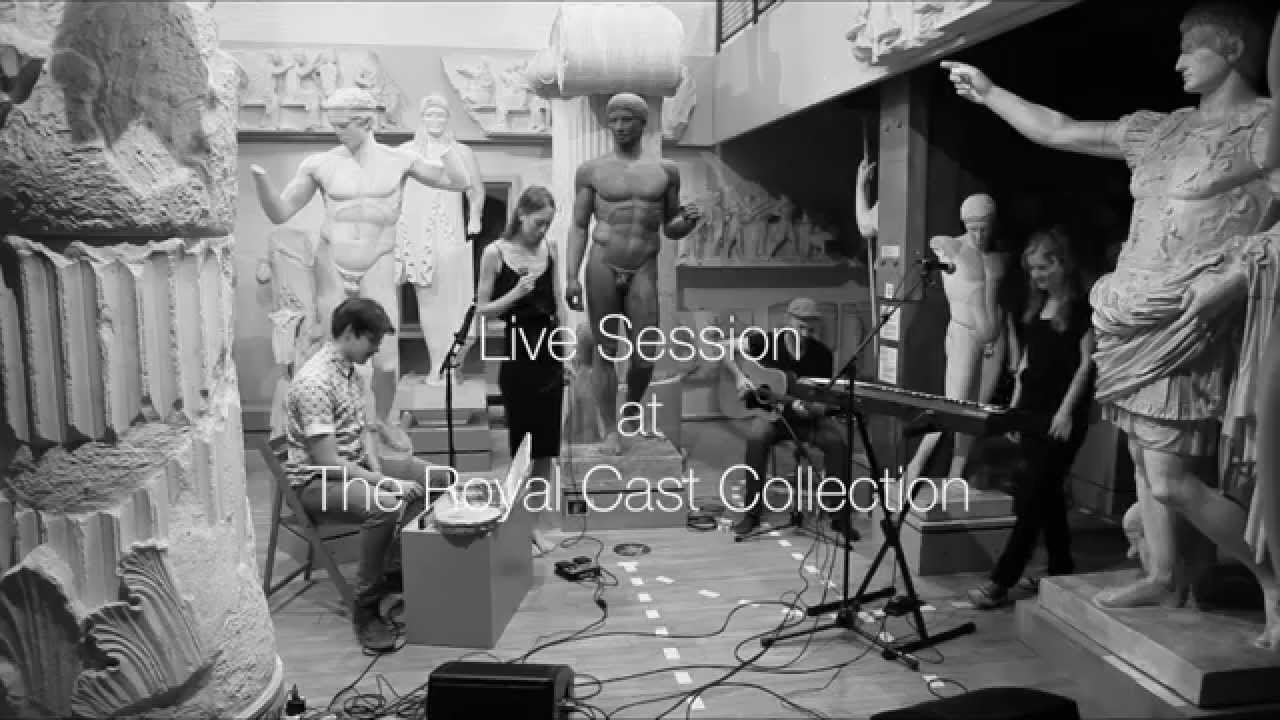 Salut Chérie - More - Live Session at the Royal Cast Collection - YouTube