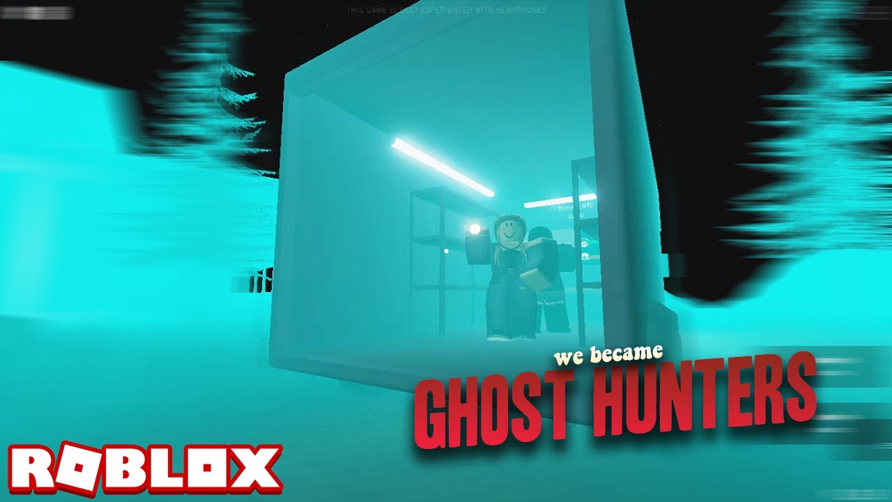 WE BECAME GHOST HUNTERS IN ROBLOX SPECTER! - YouTube