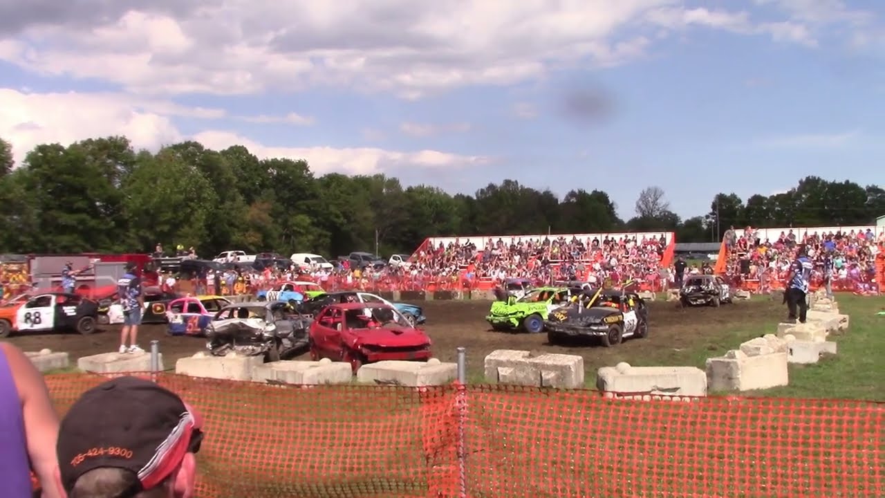Orillia Demolition Derby 2022 Compact cars the g6 is in here how will ...