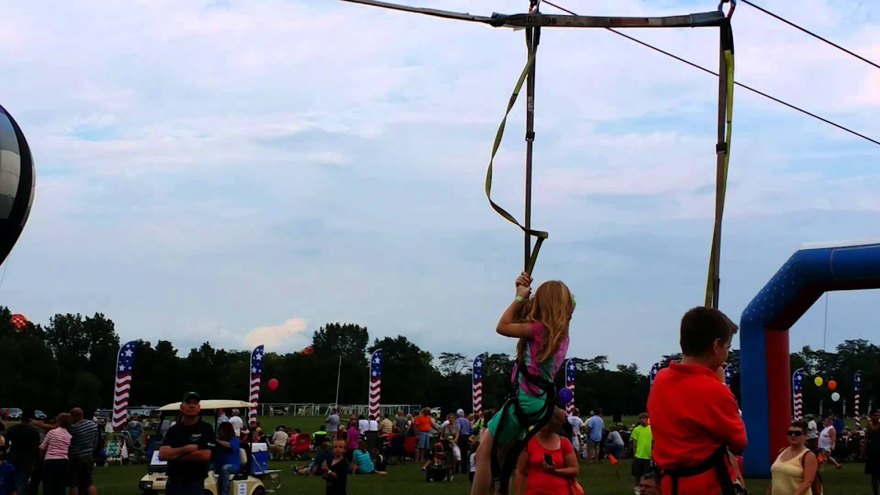 Evie at Findlay's Balloon Fest 2 - YouTube
