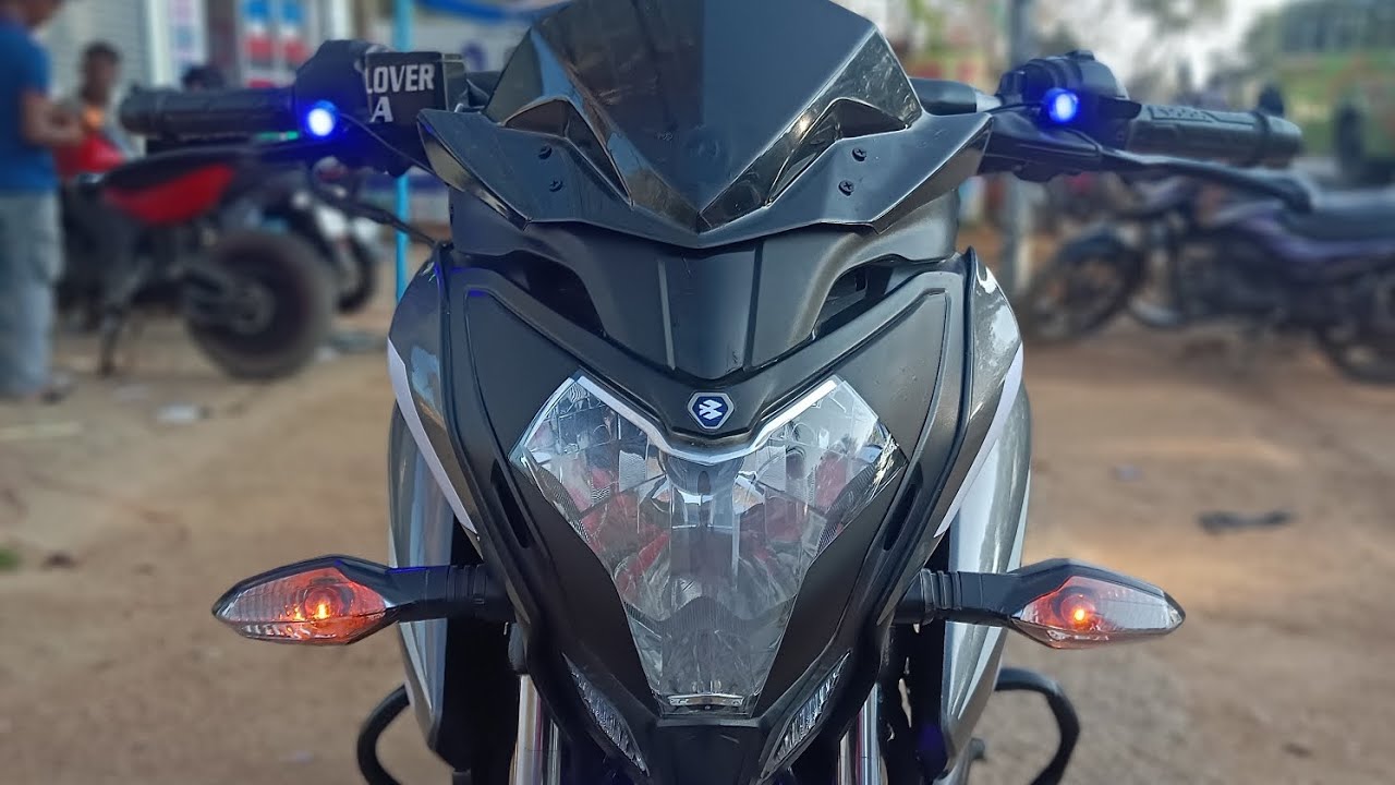 ns200 sticker designing kaise karen ns 200 headlight sticker designing ...