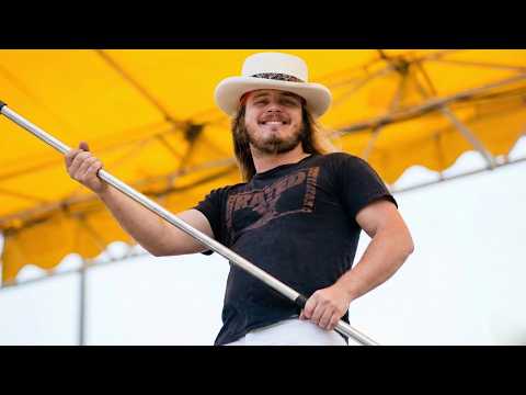 Free Bird - Lynyrd Skynyrd (Oakland Coliseum Stadium 1977) [HD]