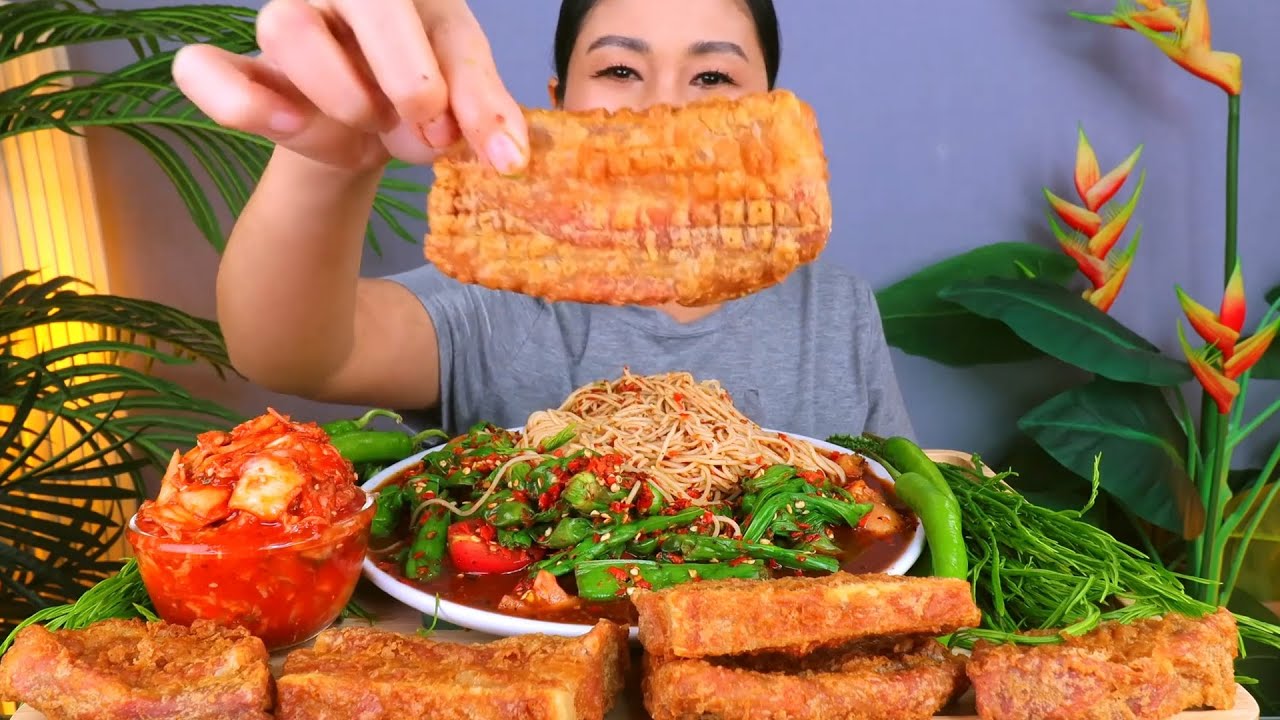The BEST Spicy Mukbang You've Never Tried Before! - YouTube