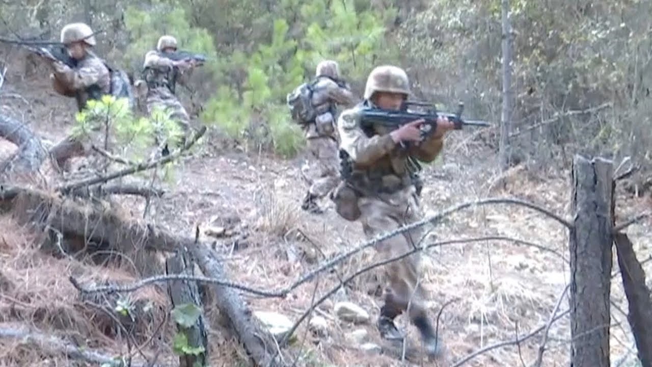 PLA brigade conducts high altitude drill on Tibet Plateau - YouTube