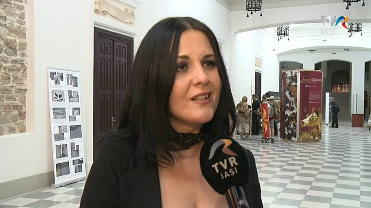 Raluca Ştirbăţ şi Daniel Condurache, la TVR Iaşi - YouTube