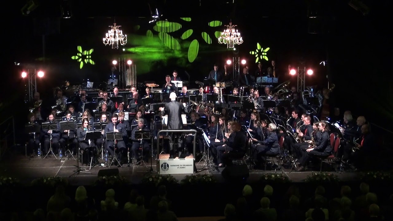 Conga del Fuego Nuevo - A.Márquez - YouTube