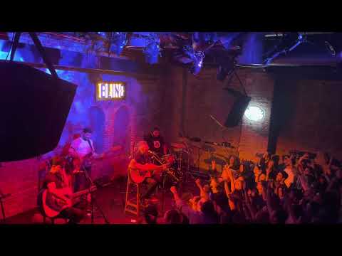 Onur Özdemir  - Denek Hayatım 2 / Sakin Tribute Akustik @ Blind Taksim 13.5.22